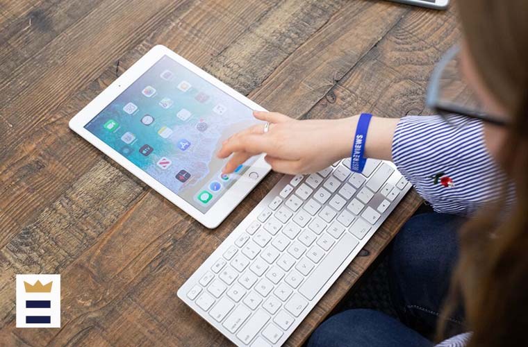 Should I Get An IPad Air Or IPad Mini should-i-get-an-ipad-air-or-ipad-mini