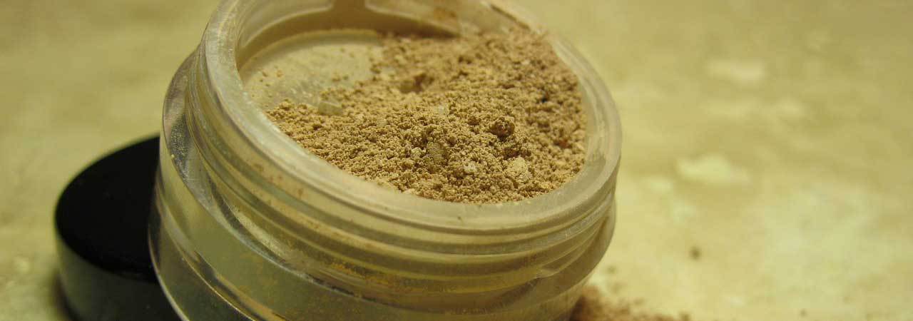 5 Best Loose Setting Powders - May 2026 - BestReviews