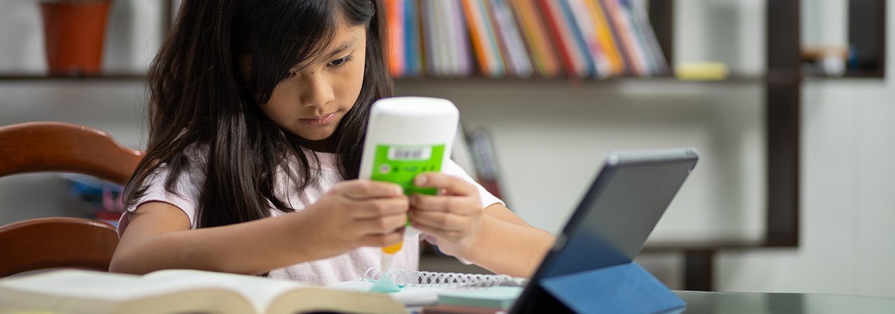 5 Best School Glues - Apr. 2026 - BestReviews