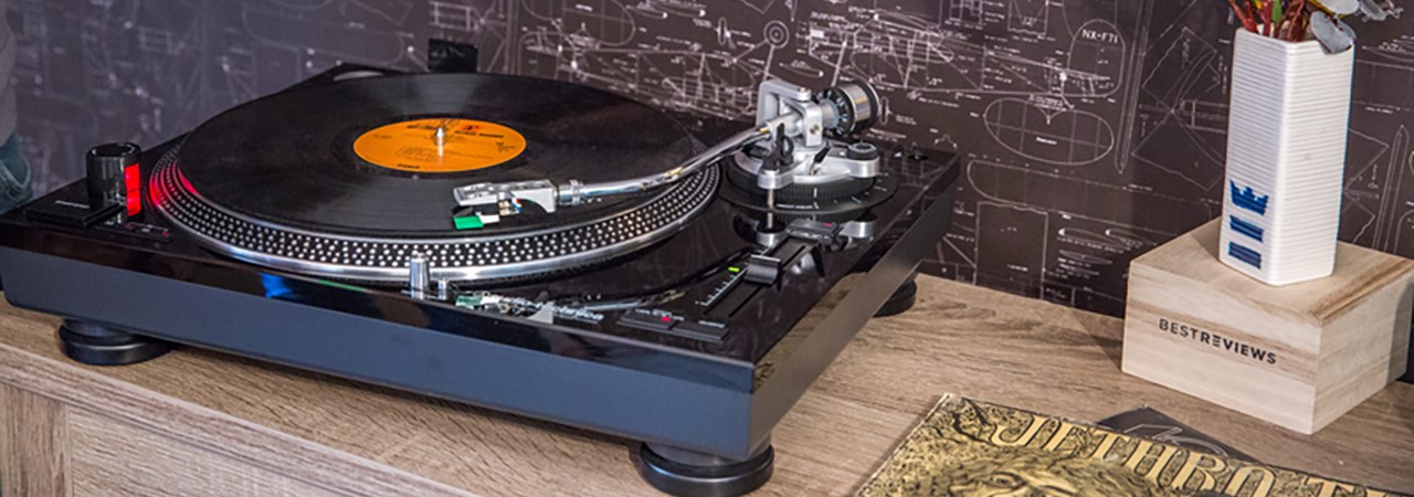 5 Best Record Players - Dec. 2025 - BestReviews