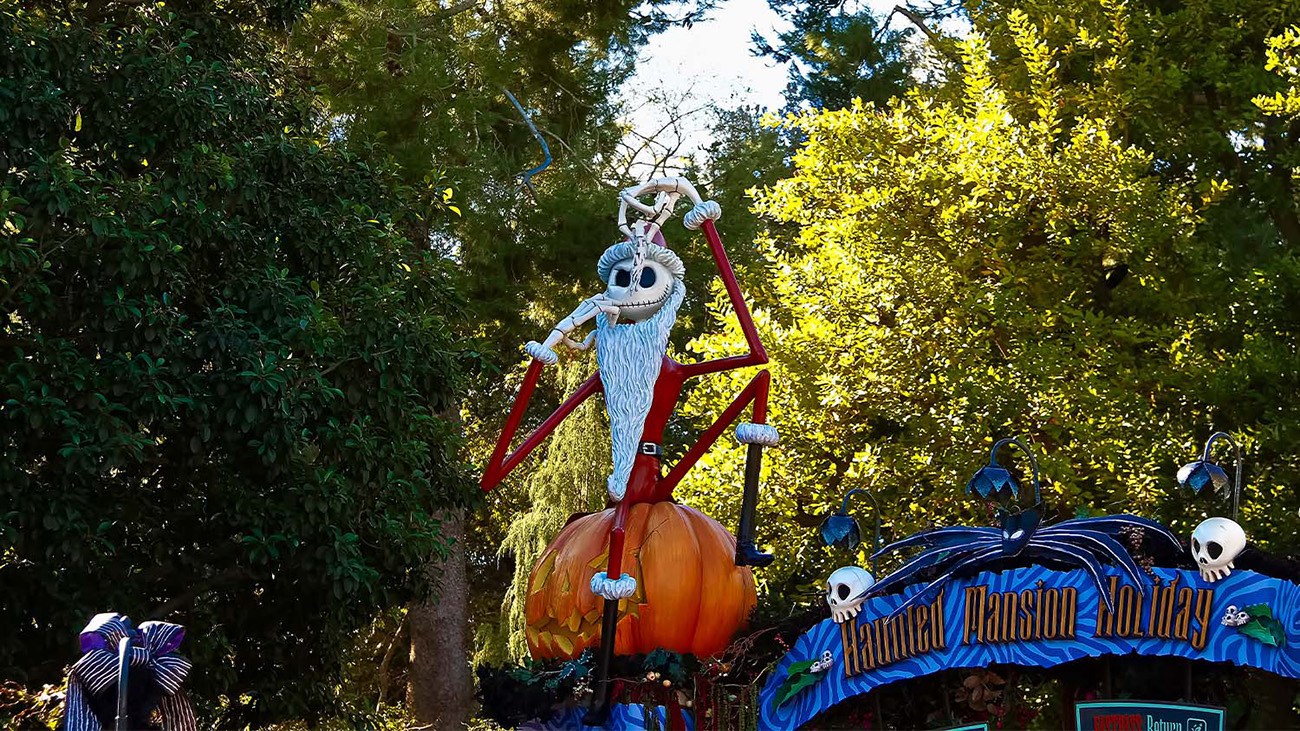 Halloween décor for those who are 'The Nightmare Before Christmas'-obsessed