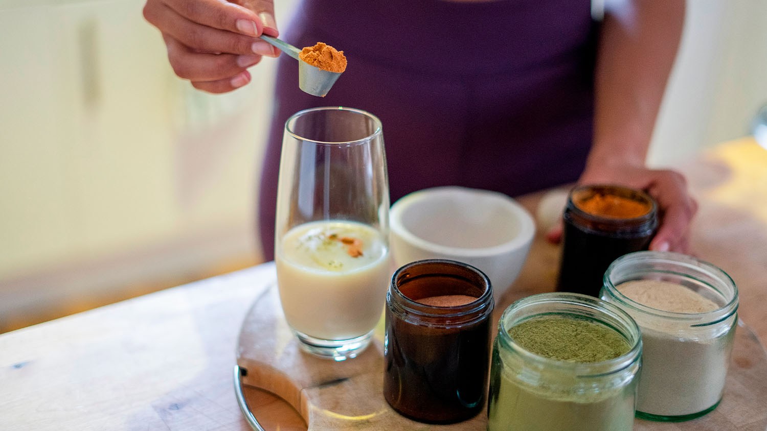 9 adaptogenic beverages to enjoy all year