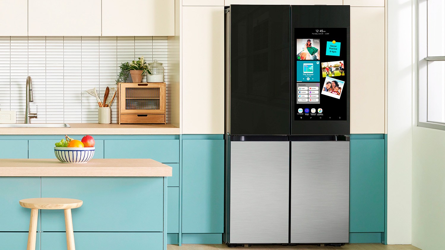 This bestselling Samsung refrigerator is $2,000 off ahead of the holidays