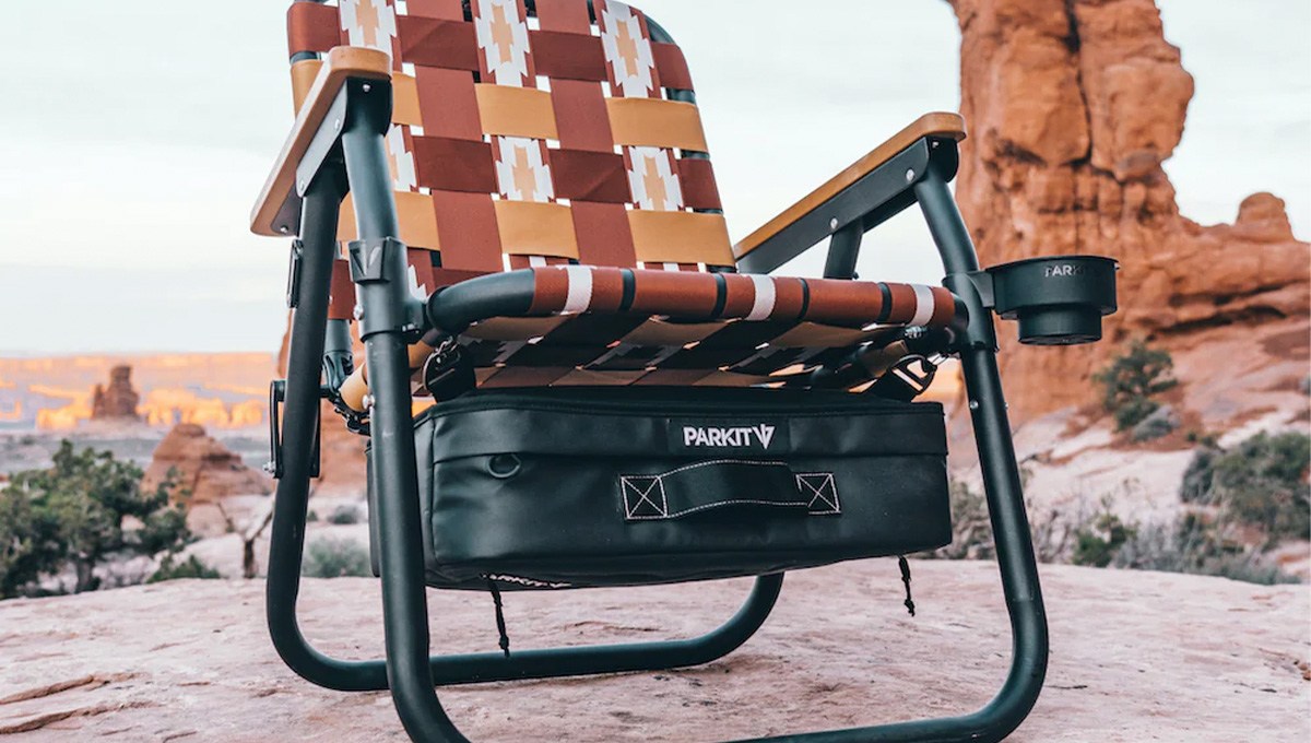 These chairs come with a built-in cooler and are perfect for the fall ...