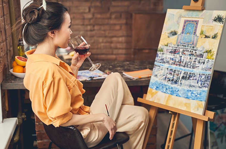 How to host your own paint-and-sip night