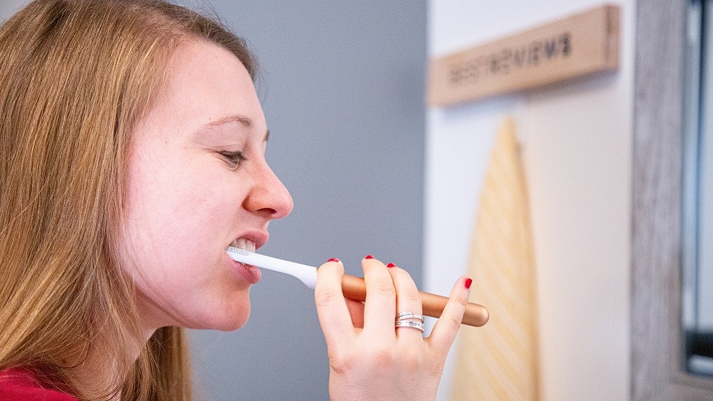 The best three-sided toothbrush