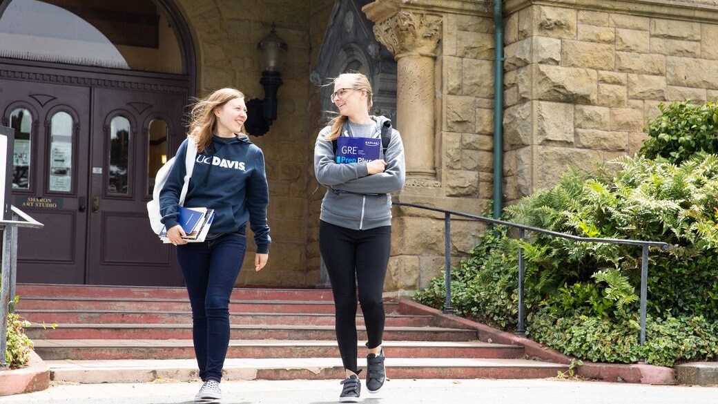 Don't sleep through your lecture: How to get a good night's sleep