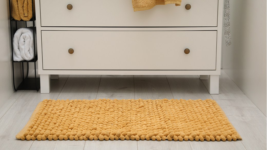 Best orange bath mat