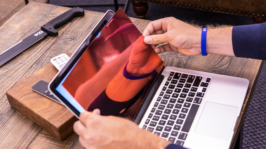 Best plastic screen protector for laptops