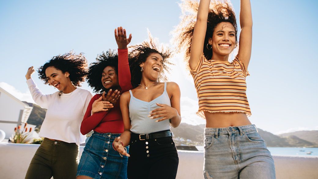 Look stylish in the sun with these versatile summer outfits